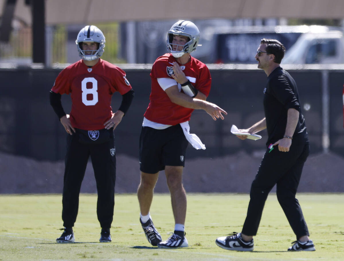 Top pick Fernando Mendoza 'as advertised,' says Raiders QB coach