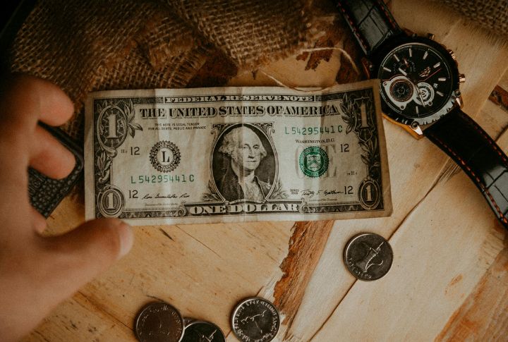 The meaning behind 20 details on the one dollar bill