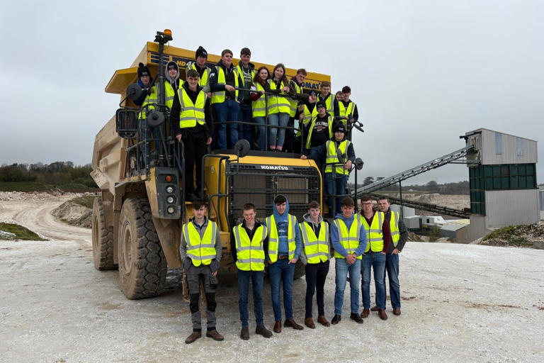 CAFRE: Land-Based Engineering students from Greenmount Campus visit ...