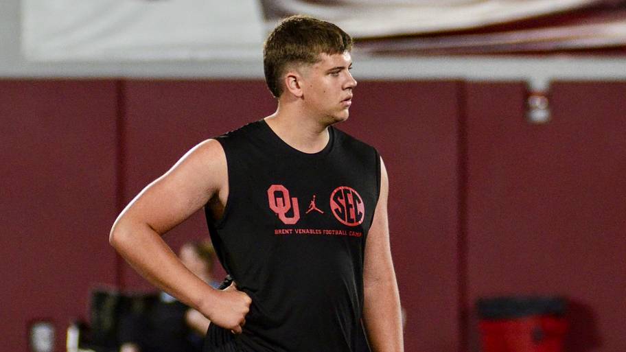 Offensive line prospect Declan Heying 'honored' after receiving ...