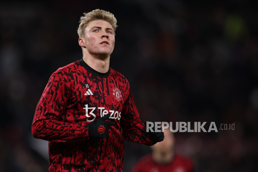 Hojlund resmi dipermanenkan Napoli usai cetak 16 gol