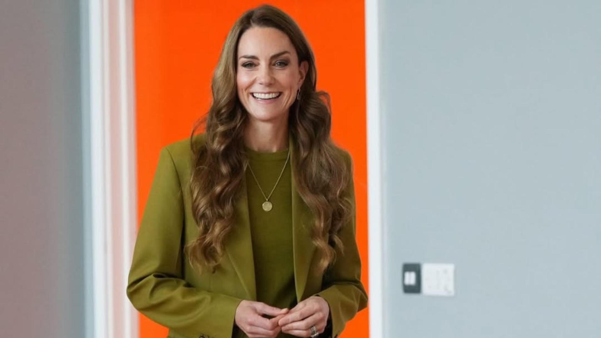 Fashion sleuths think Kate Middleton's latest dress was a secret nod to ...