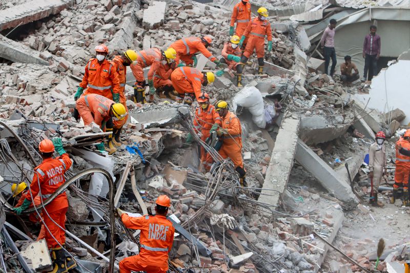 Saket building collapse: Owner earned Rs 10 lakh a month from 4 floors ...
