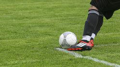 5 sepatu bola Adidas terbaik 2026, nyaman dipakai dan cocok untuk semua ...