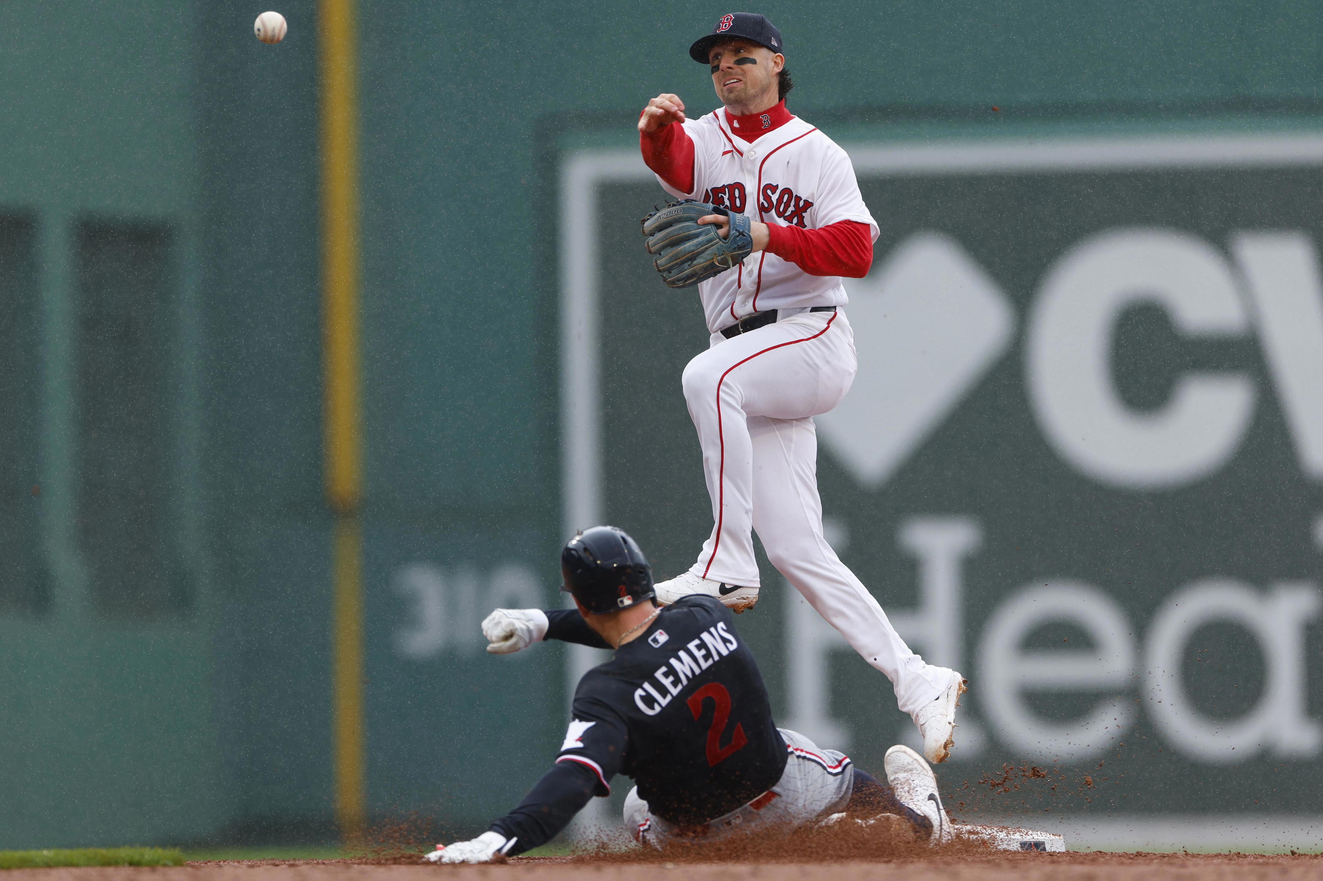 Red Sox News & Links: Sox call up Anthony Siegler, Nick Sogard to IL