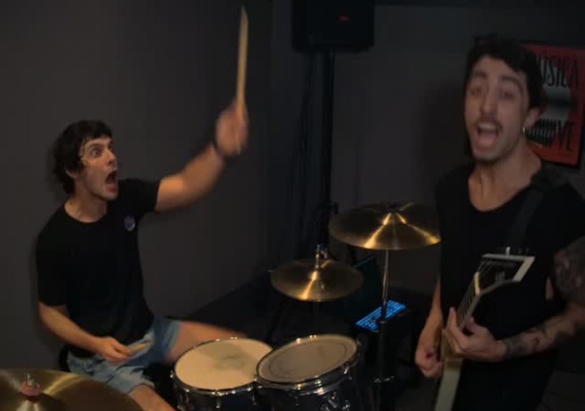 Diogo Defante e Lucas Inutilismo tocam hardcore do Turnstile