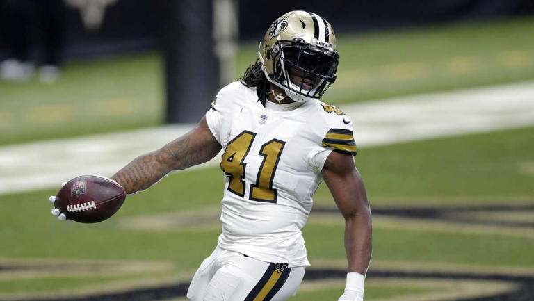 Alvin Kamara reports to voluntary workouts amid offseason questions ...