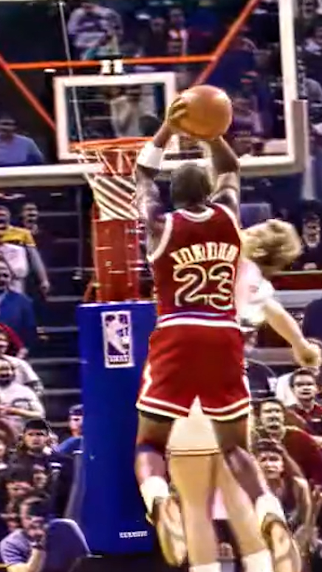 Michael Jordan takes over the arena