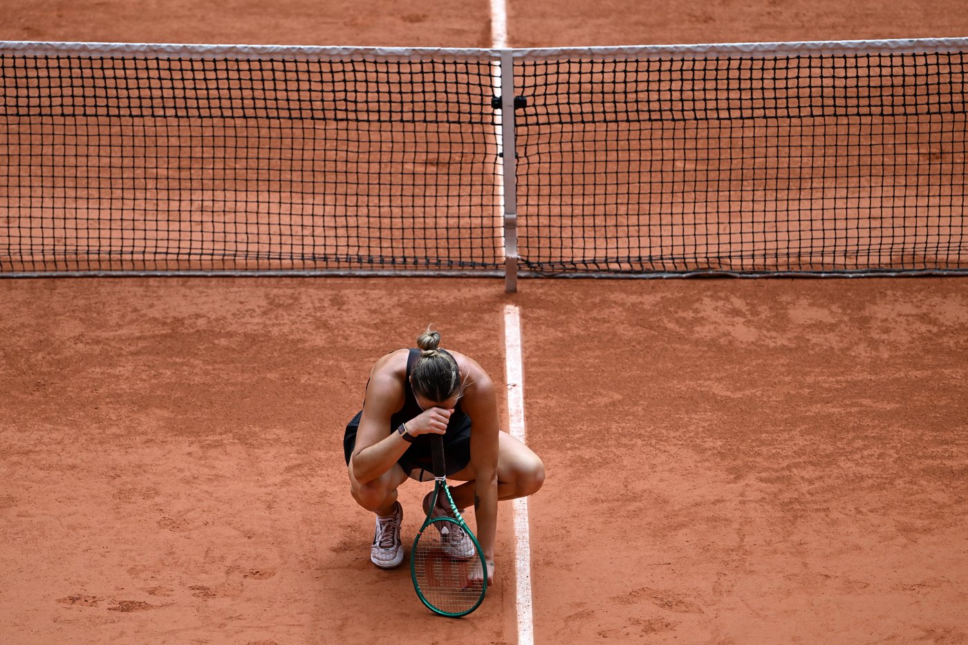 Top-ranked Aryna Sabalenka: 'Just want to quit tennis' after French ...