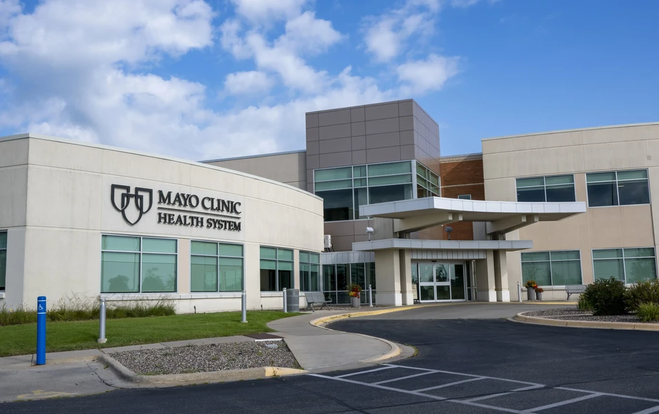 Microsoft and Mayo Clinic to build frontier healthcare AI model