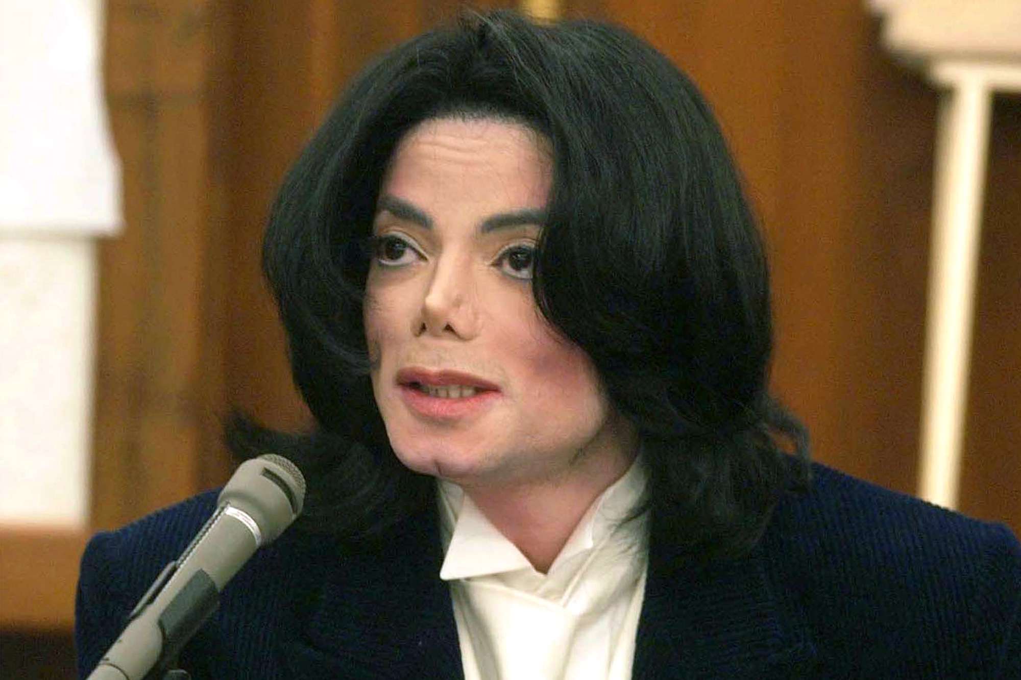 Michael Jackson associate alleges he was given a bag of child abuse ...