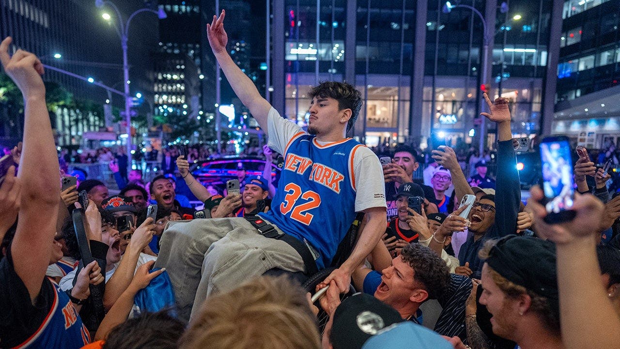 Trump expected to attend Knicks-Spurs NBA Finals Game 3 at Madison ...