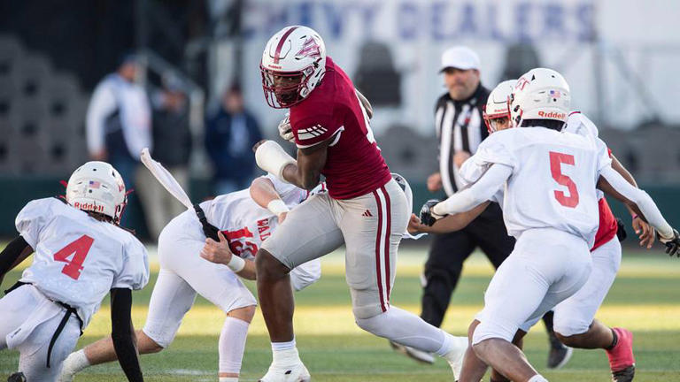 Top-ranked 2028 in-state linebacker high on Crimson Tide after visit