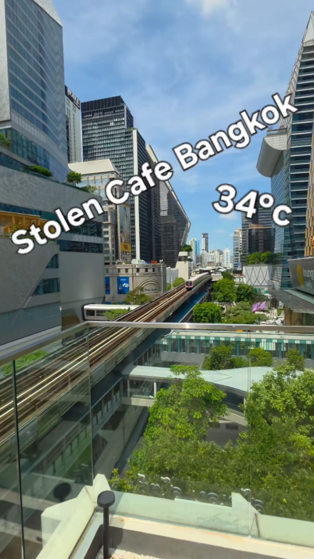Explore Stolen Sala rooftop cafe & restaurant in Ploen Chit