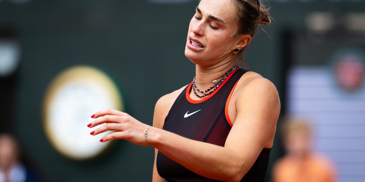 Shnaider Stuns Sabalenka At Windy French Open To Make Semi-fFnals