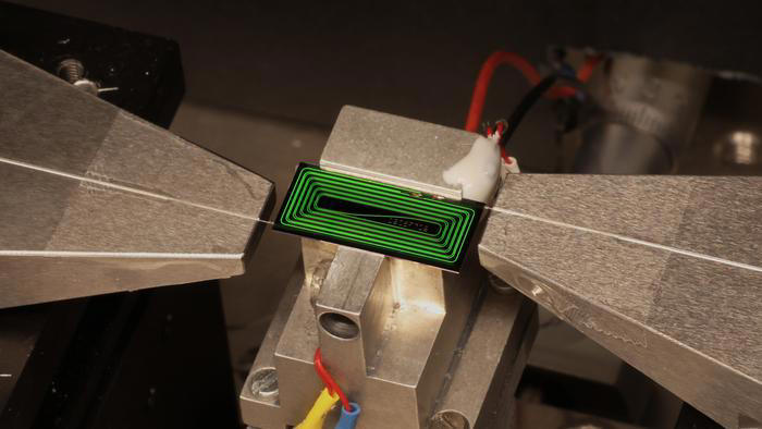 Scientists shrink lab-grade ultrafast laser on a single chip for making ...