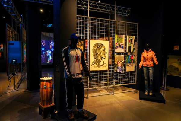 Curadora da mostra 'Funk: Um grito de ousadia e liberdade' cita censura ...