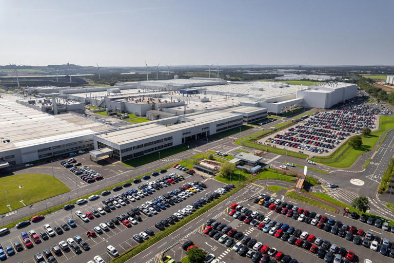 Chinese car giant Chery could build cars in the UK with Nissan