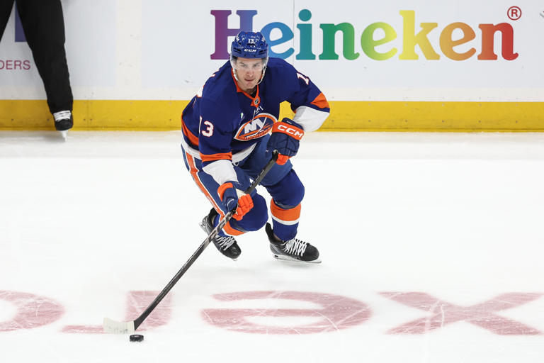 Five possible trade destinations for Islanders' $73M forward