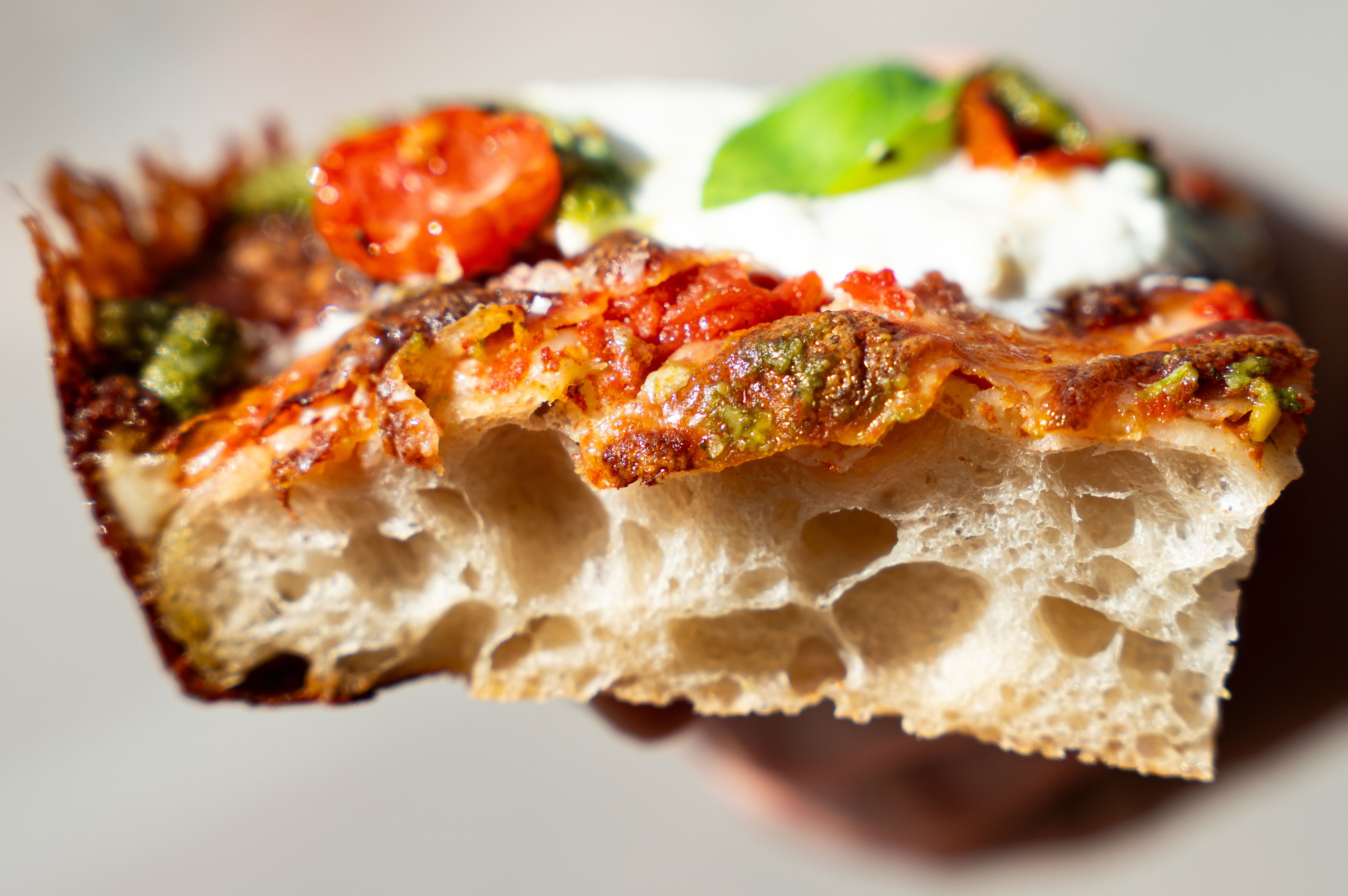 Des pizzas 100 % levain ? Le pari de Mad, nouvelle adresse du XIe ...