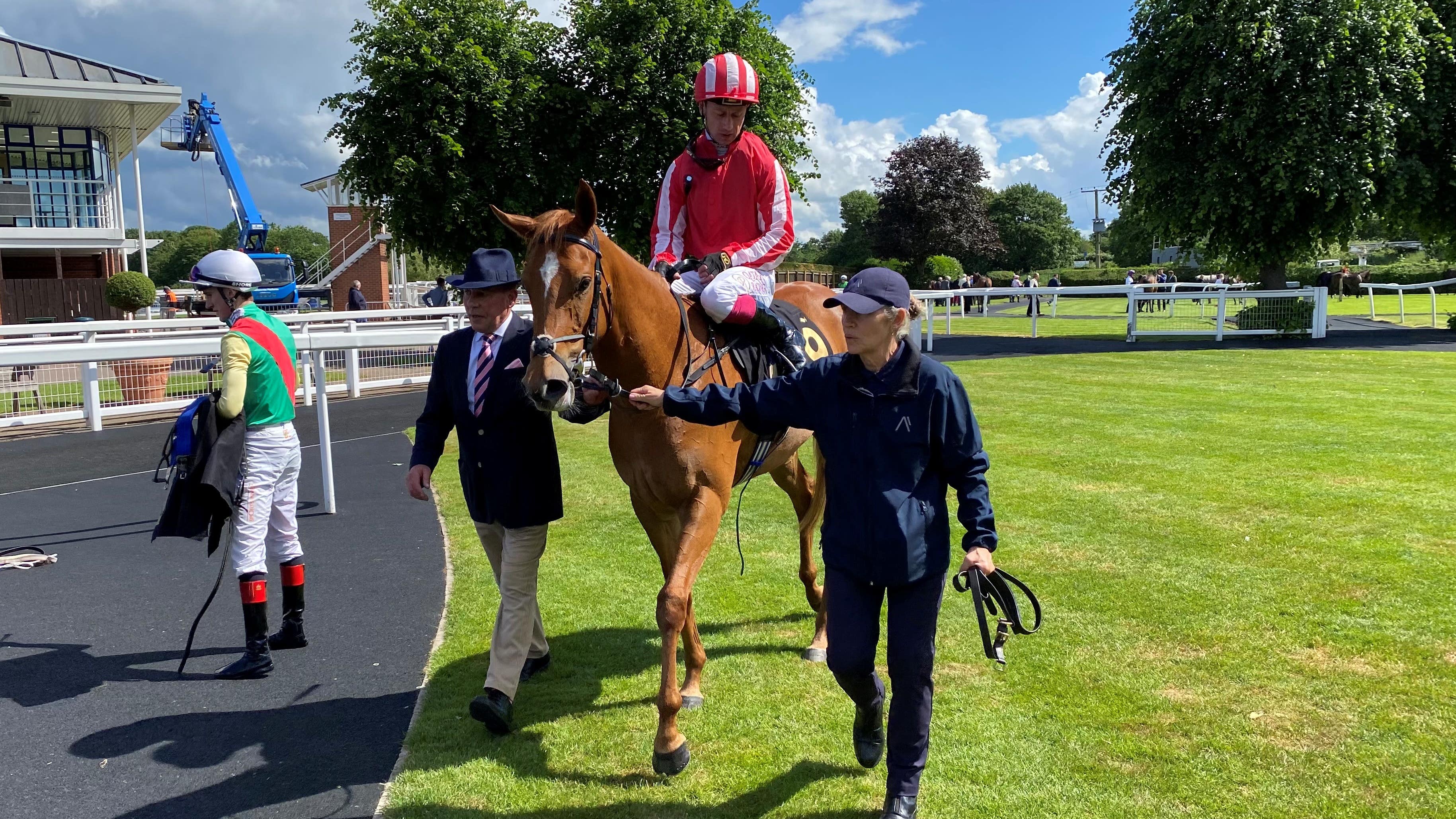 Senorita Bonita lives up to billing on Nottingham debut