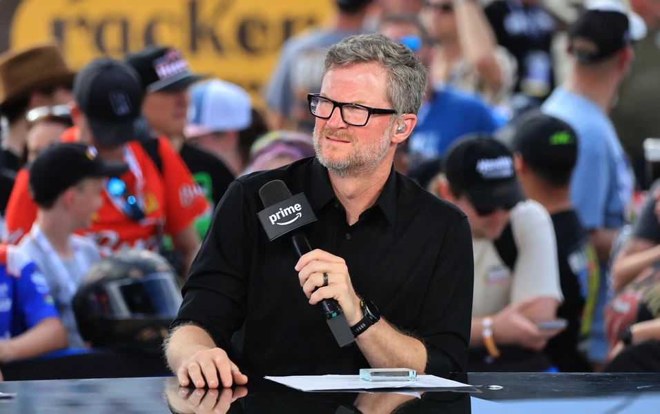 Dale Earnhardt Jr. warns brake failures could worsen at St. Louis