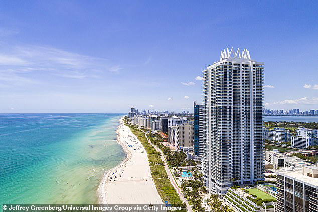 Miami man seen entering his building unaware of his impending death