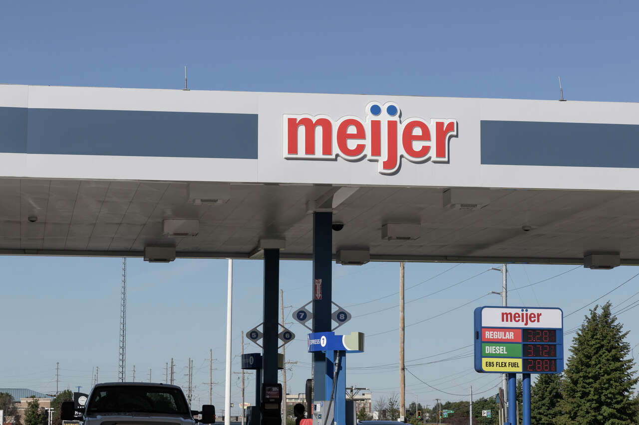 Mackinac County man wins $2 million Michigan Lottery ticket on road trip