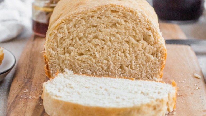 Homemade sandwich bread recipe