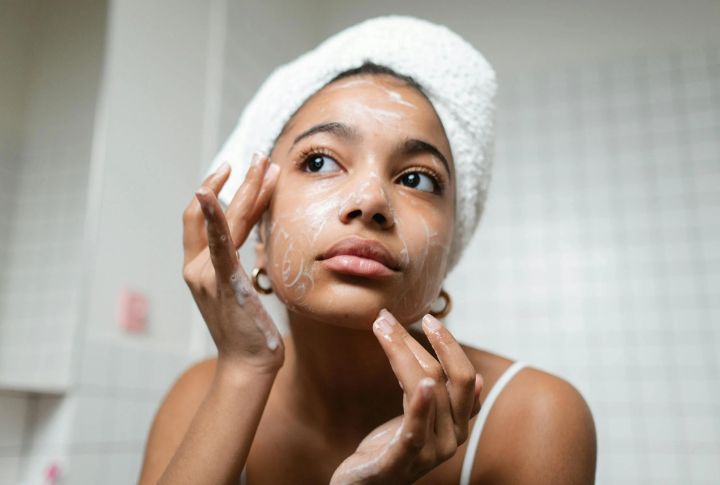 10 remarkable skin-tightening creams that effectively fight sagging