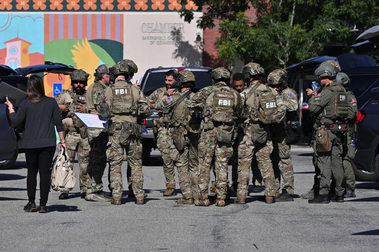 FBI kills hostage taker after 15-hour standoff at California bank building