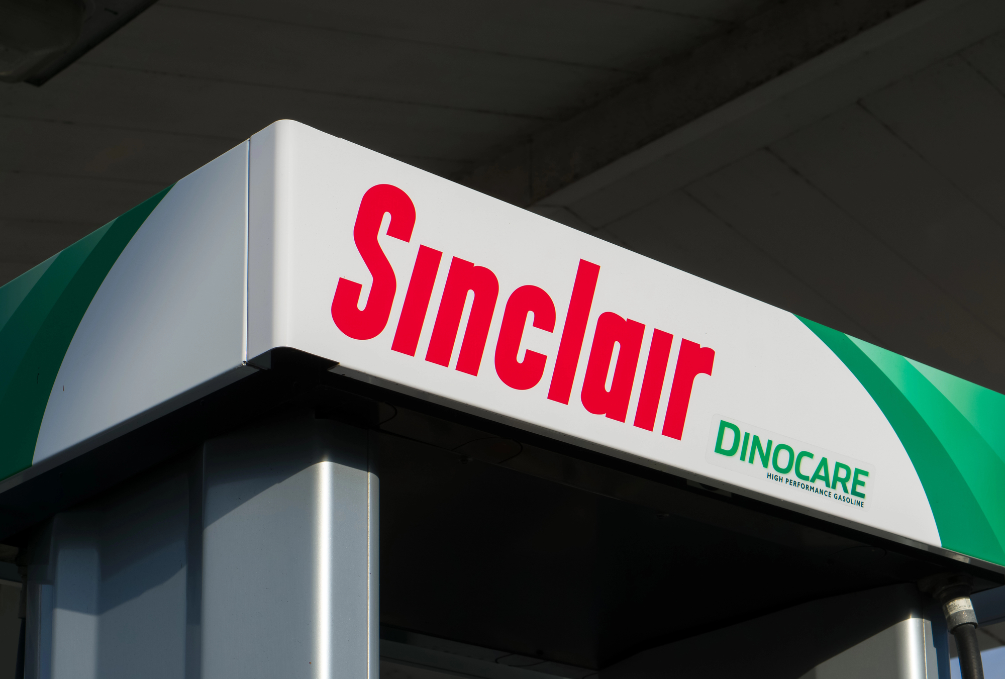 16 defunct gas station brands from family road trips