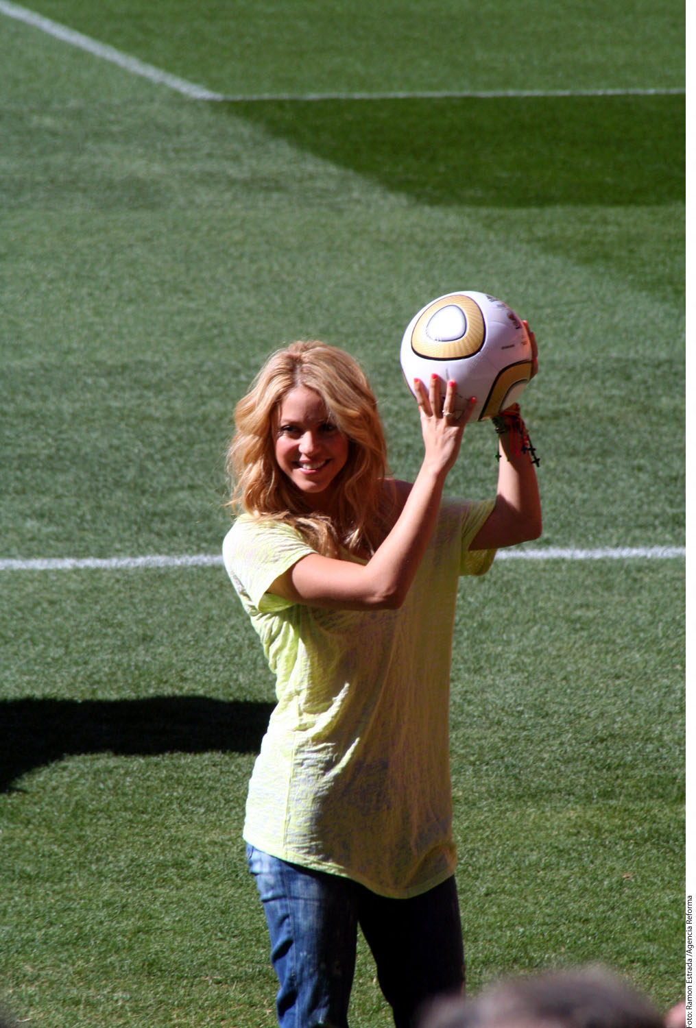 Shakira talks her ‘unbreakable’ bond with soccer ahead of the first ...
