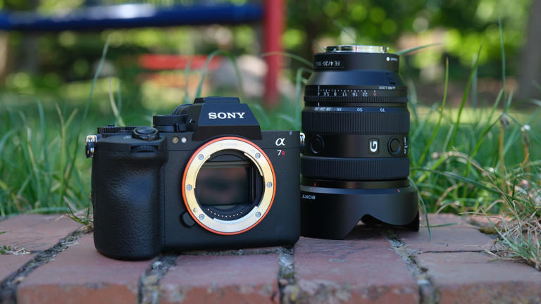 Camera lenses are on track to have the best year since 2019, the latest ...