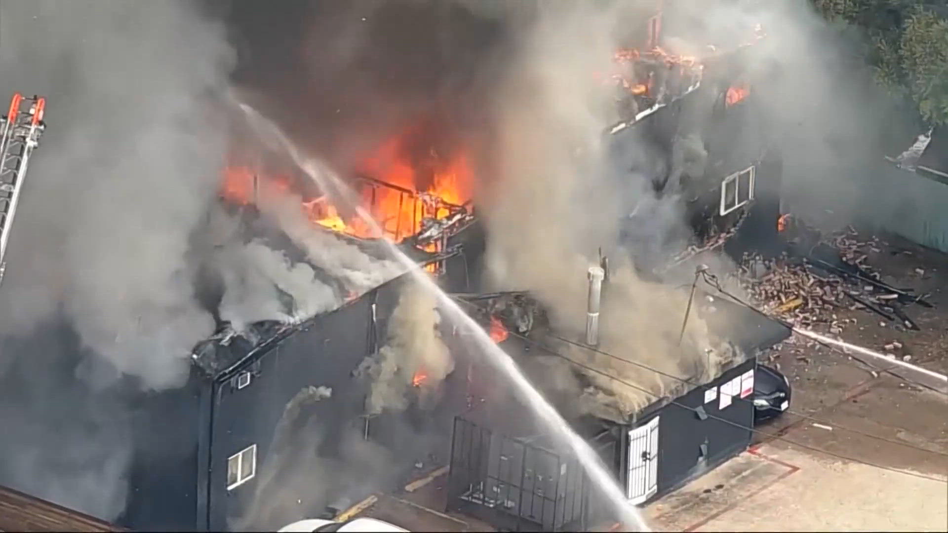Dallas apartment explosion - survivor tells his story