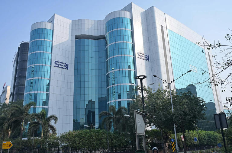 SEBI bars Rajesh Exports promoter from securities market, flags Rs 15 ...