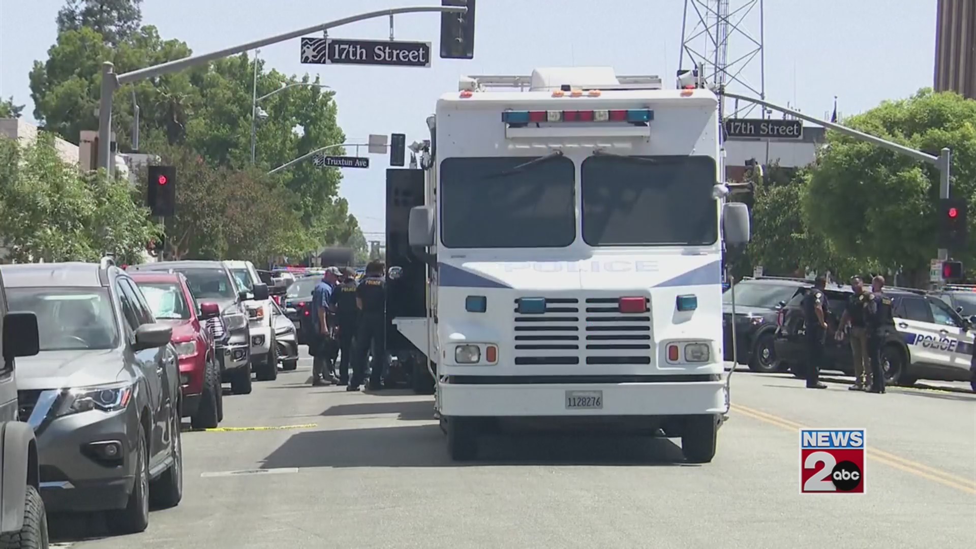 FBI kills man holding hostages in California