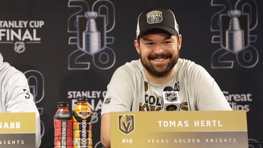 Tomas Hertl reveals which ex-Sharks teammate helped him turn his ...