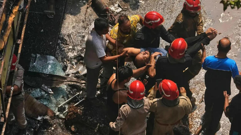 Delhi’s Malviya Nagar hotel fire: Owner Lavkesh Bajaj detained after ...