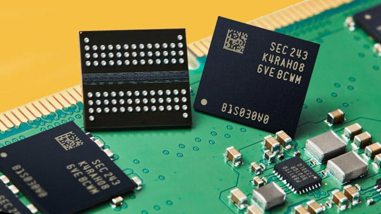 Escasez por IA dispara precios de la memoria retro DDR2