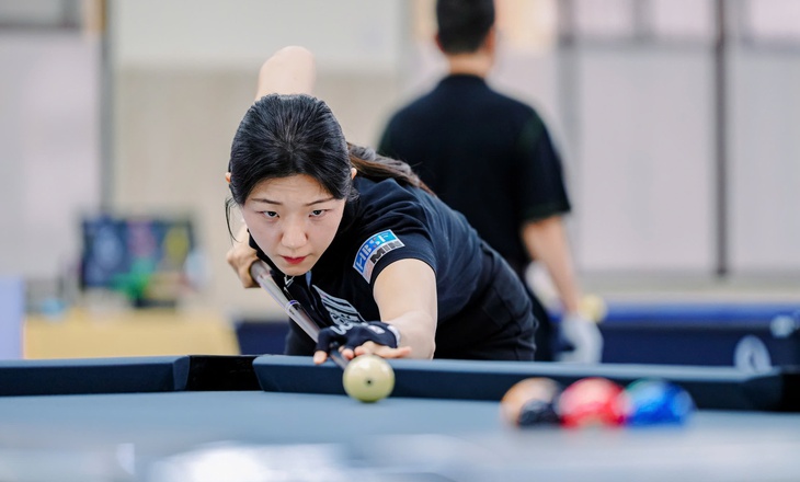 Thêm 2 mỹ nhân Hàn Quốc đi tiếp ở nội dung nam giải billiards Việt Nam