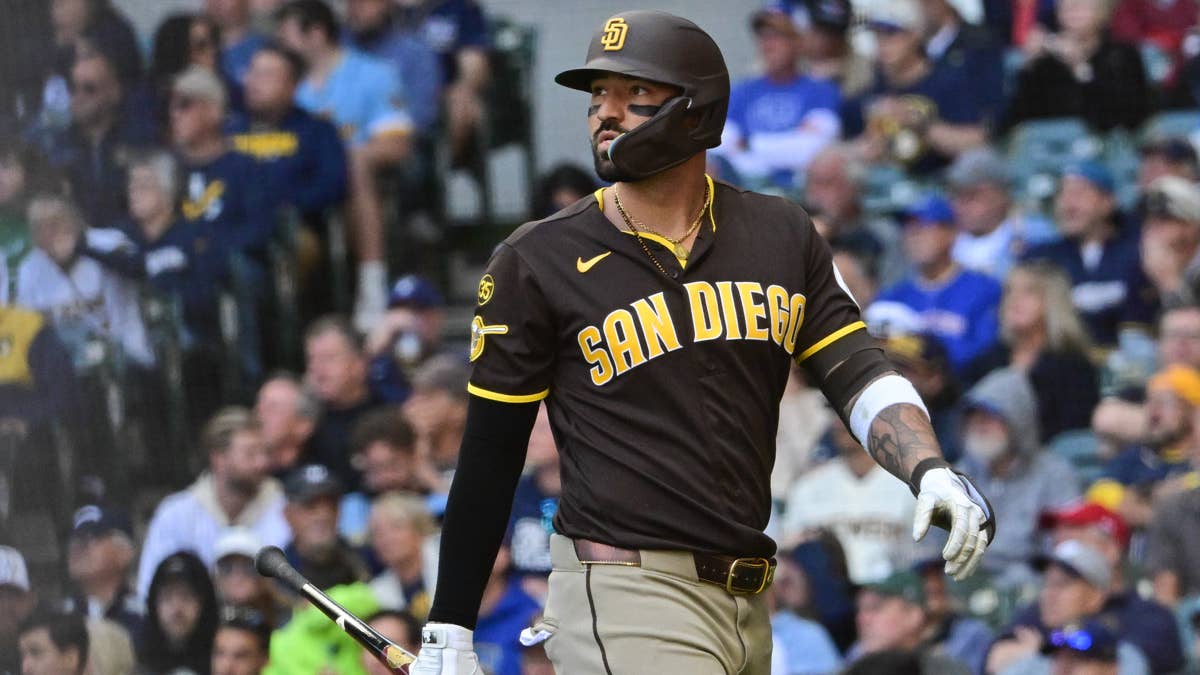 Padres make a decision on Nick Castellanos