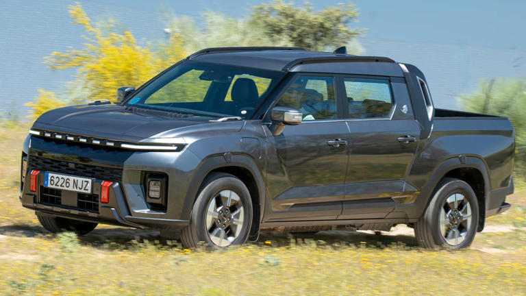 KGM Musso EVX 2026: sorprendidos con este pick-up diferente y barato