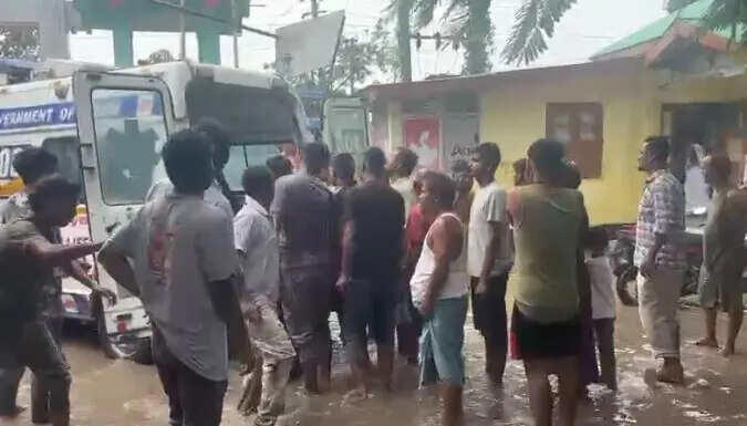 Lightning kills one, injures three in Dhubri