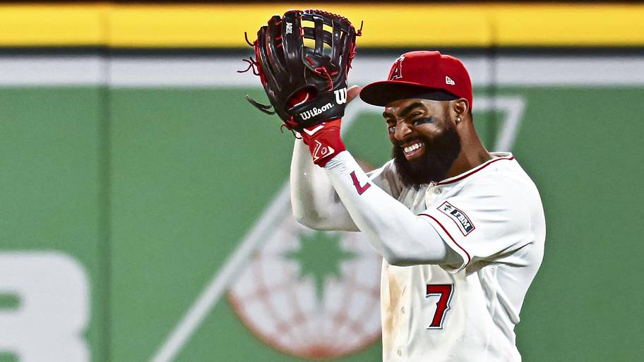 Baseball gods blatantly troll Mariners with Jo Adell's Jose Canseco ...