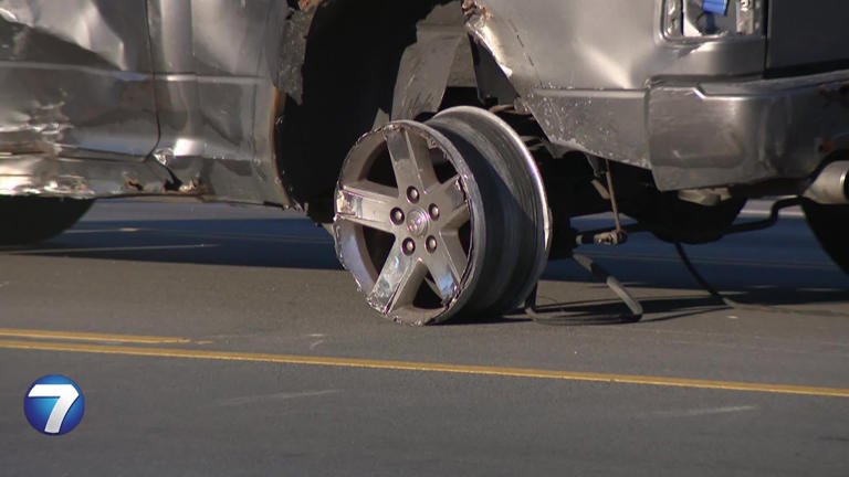 Police chase ends in Montgomery County with two in custody