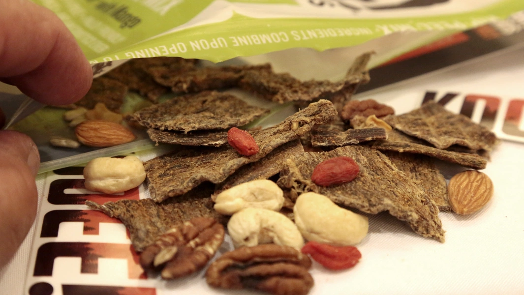 22 high-protein snacks for energy and nutrition