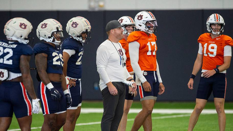 Why Auburn’s 2026 roster gives Alex Golesh a level of comfort