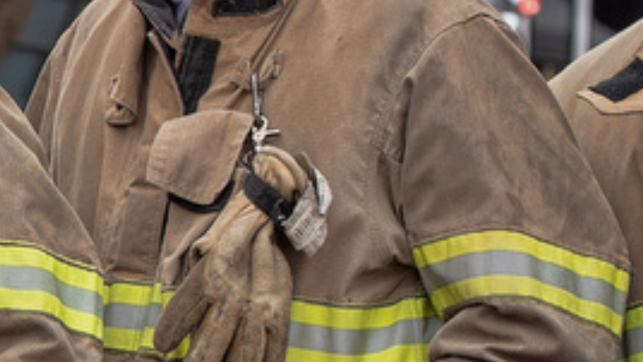 Fort Worth firefighter battling cancer searches for kidney donor to ...