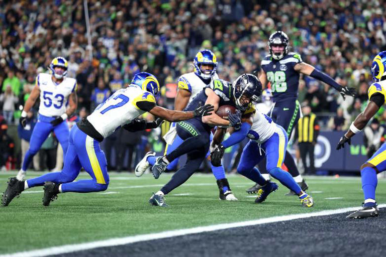 Cooper Kupp sends warning to Aaron Donald about unretiring